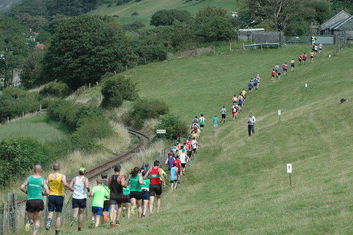 Race 31: Race the Train, Tywyn, Wales, 15th August 2015 – Around the ...